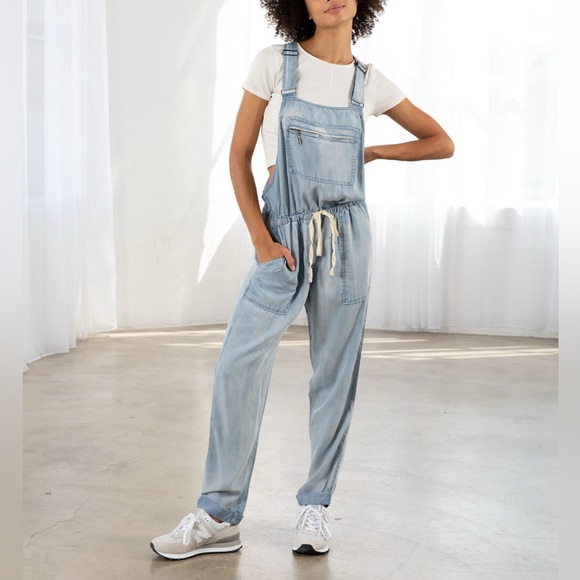 Love Stitch | Jeans | Nwt Lovestitch Denim Lightweight Overalls | Poshmark